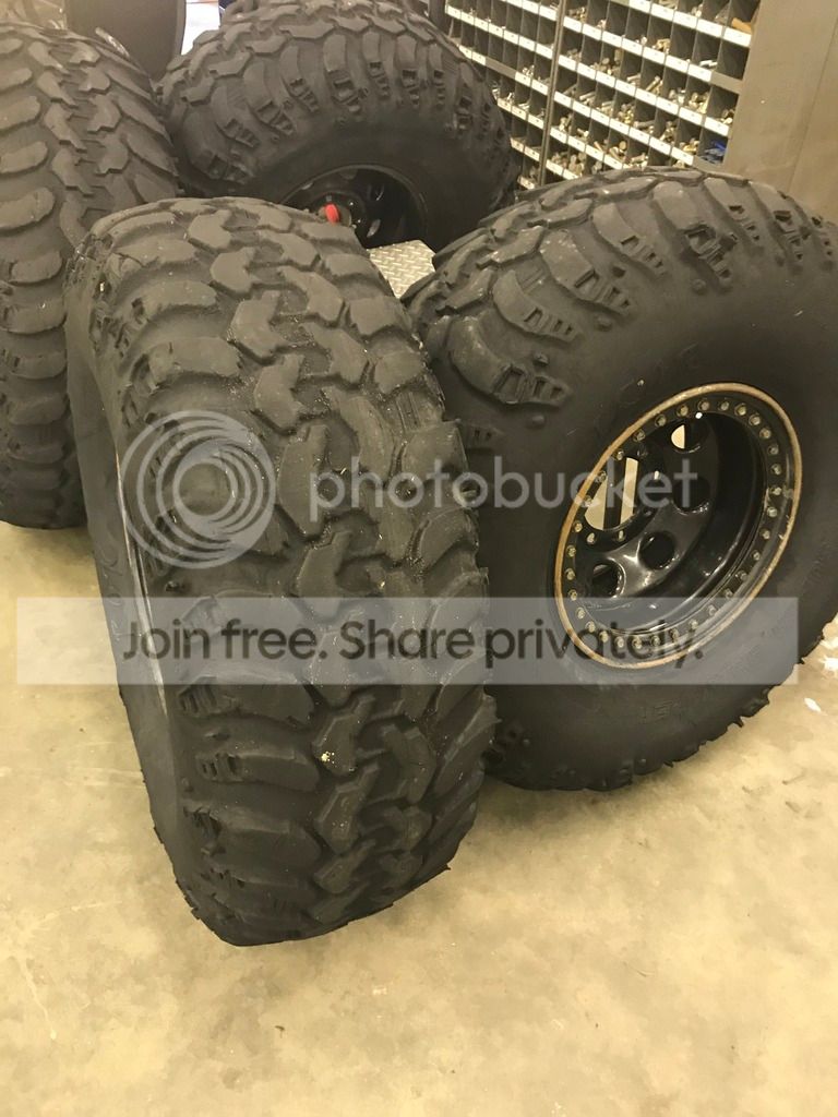 4 14/42-17 irok stickies on 8 lug beadlocks | Pirate 4x4